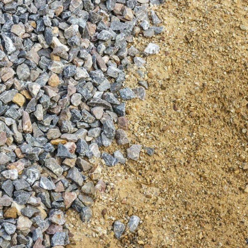 1 Tonne of Sand & Gravel Delivered Loose | Pease of Garforth